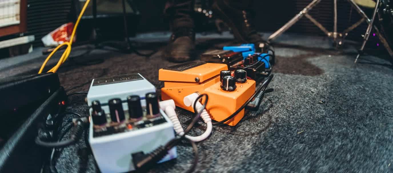 13 Best Acoustic Guitar Preamps For Perfect Sound Quality (2025) | Ted ...