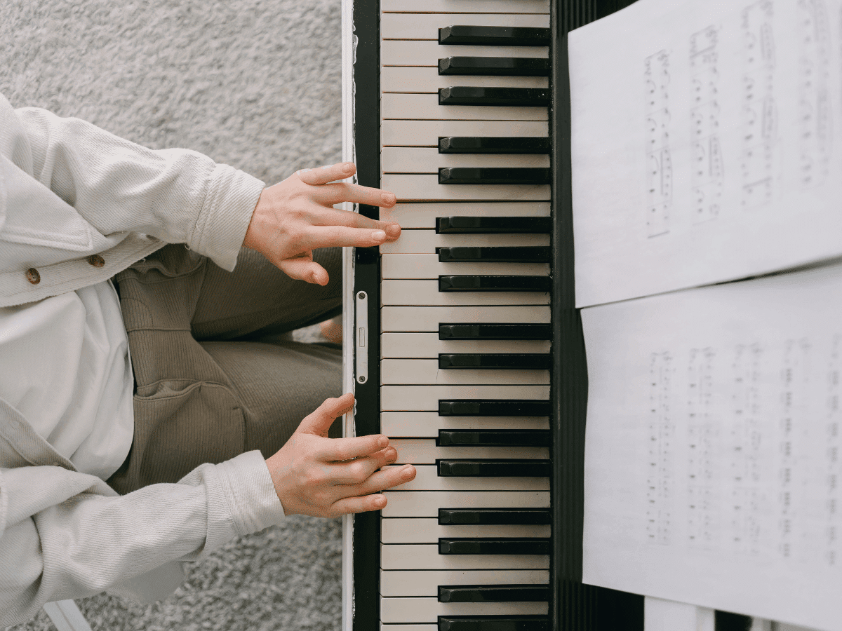 How To Improve Your Finger Dexterity When Playing The Piano | Ted's List