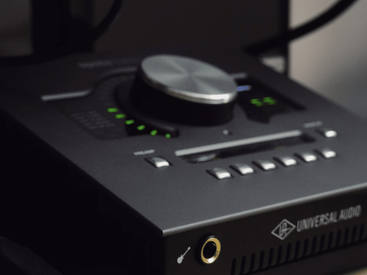 Our Ultimate Guide To The Best Audio Interface For Music Production ...