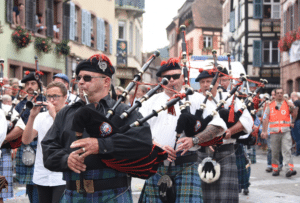 10 Best Bagpipes For Beginners | Ted's List