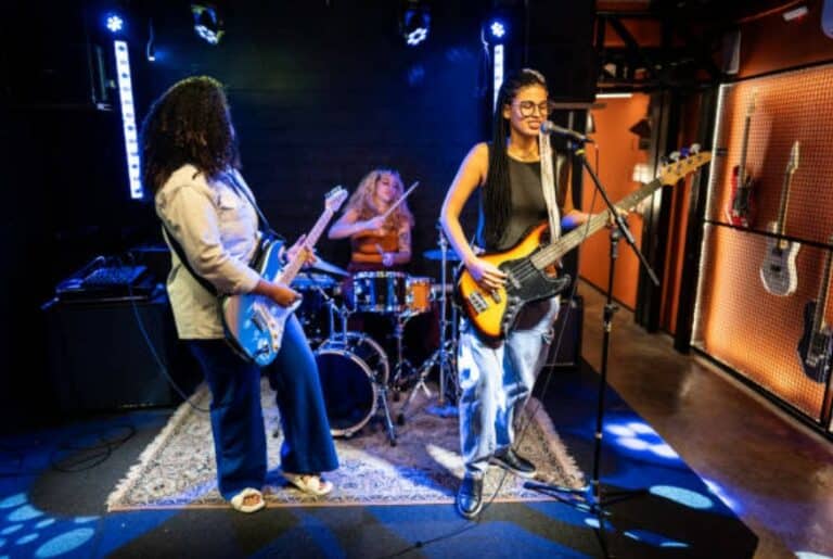 Rock Solid Rhythms: The Ultimate Guide To The Best Bass Strings For Rock | Ted's List