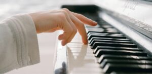 The Essential Piano Fingering Chart | Ted's List
